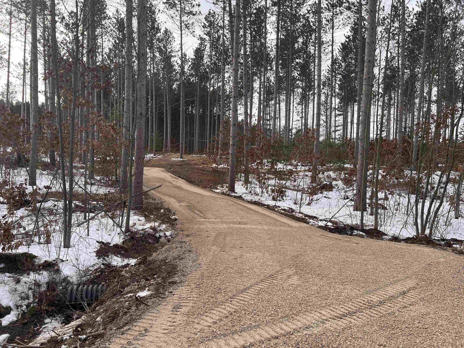 COUNTY X Road Unit 4, Crivitz, WI 54114, 54114