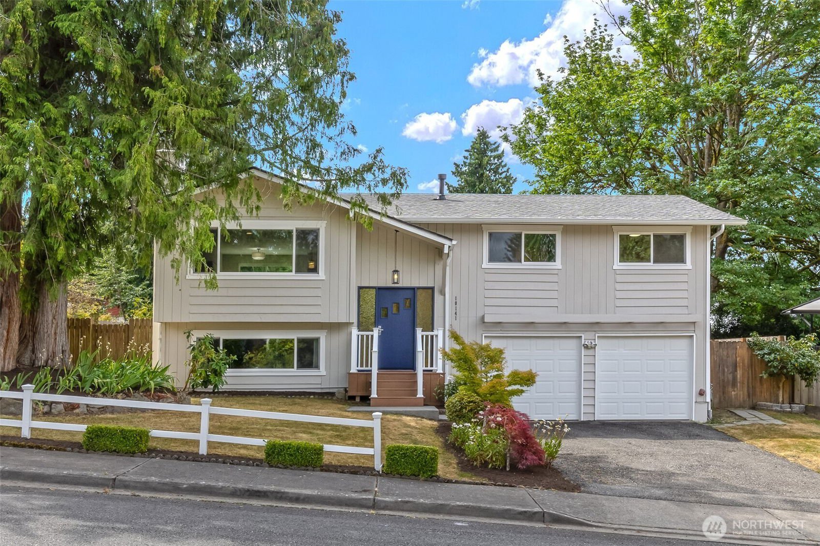 10141 NE 202nd Street, Bothell | MLS# 2411161 | Skyline Properties, Inc ...