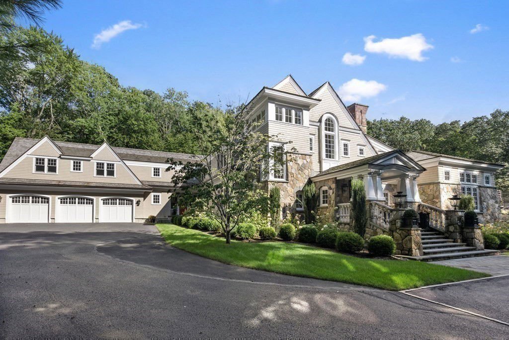 118 Farm St, Dover, 02030