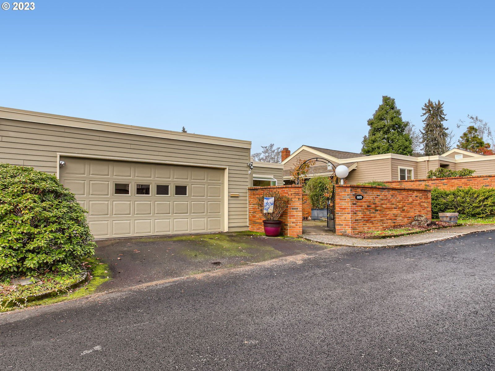 16575 SW MONTEREY LN, King City, 97224