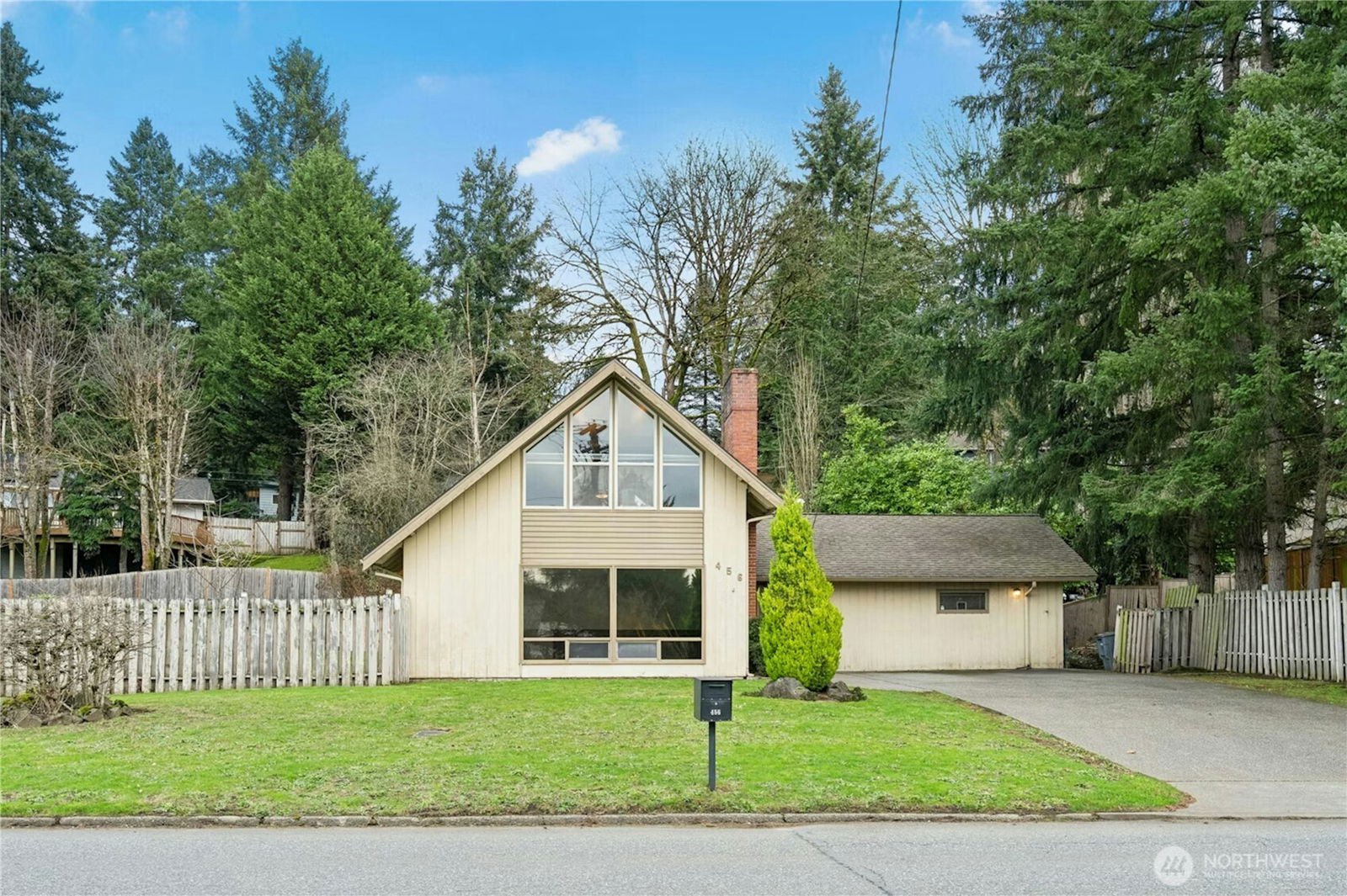 456 156th Avenue SE, Bellevue | MLS# 2468664 | Skyline Properties, Inc ...