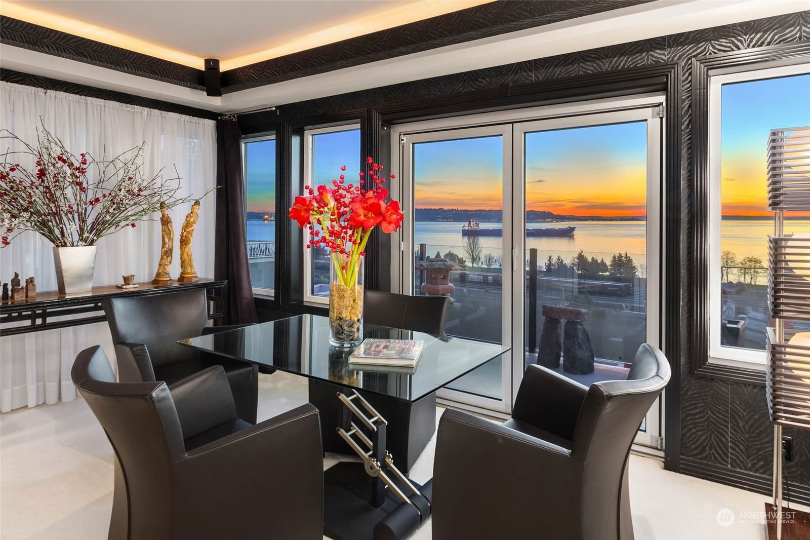 609 W Mercer Place Unit #600, Seattle | MLS# 2001957 | Skyline ...