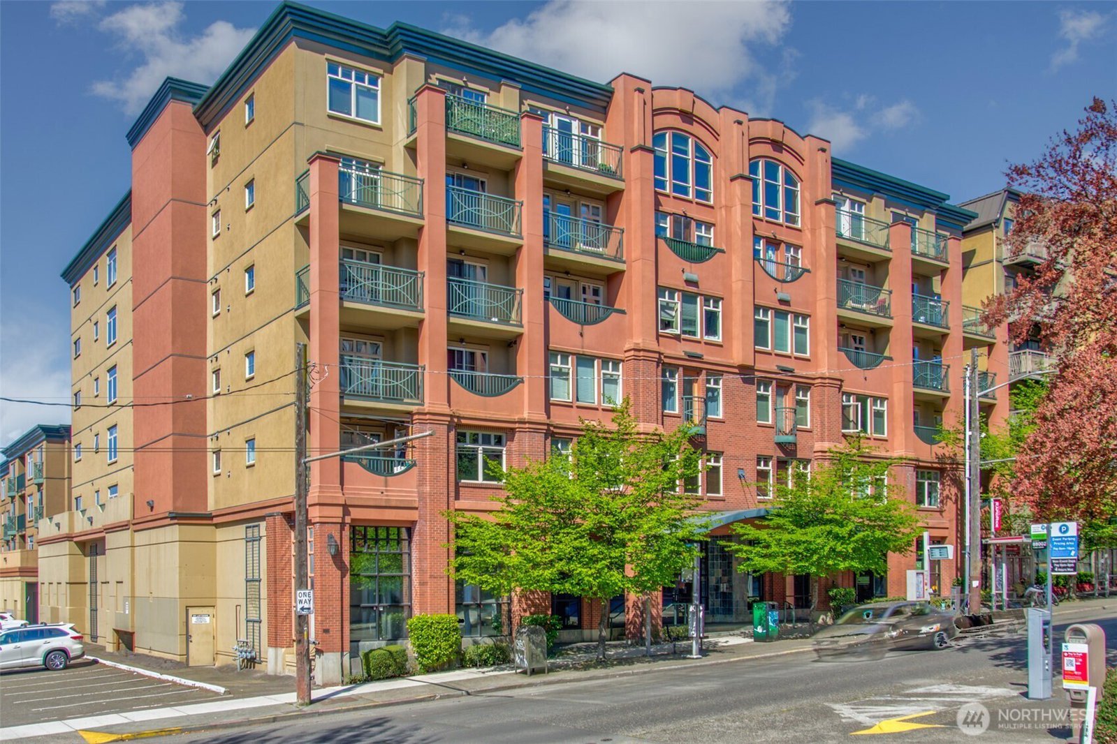 123 Queen Anne Avenue N Unit #305, Seattle | MLS# 2478679 | Skyline ...