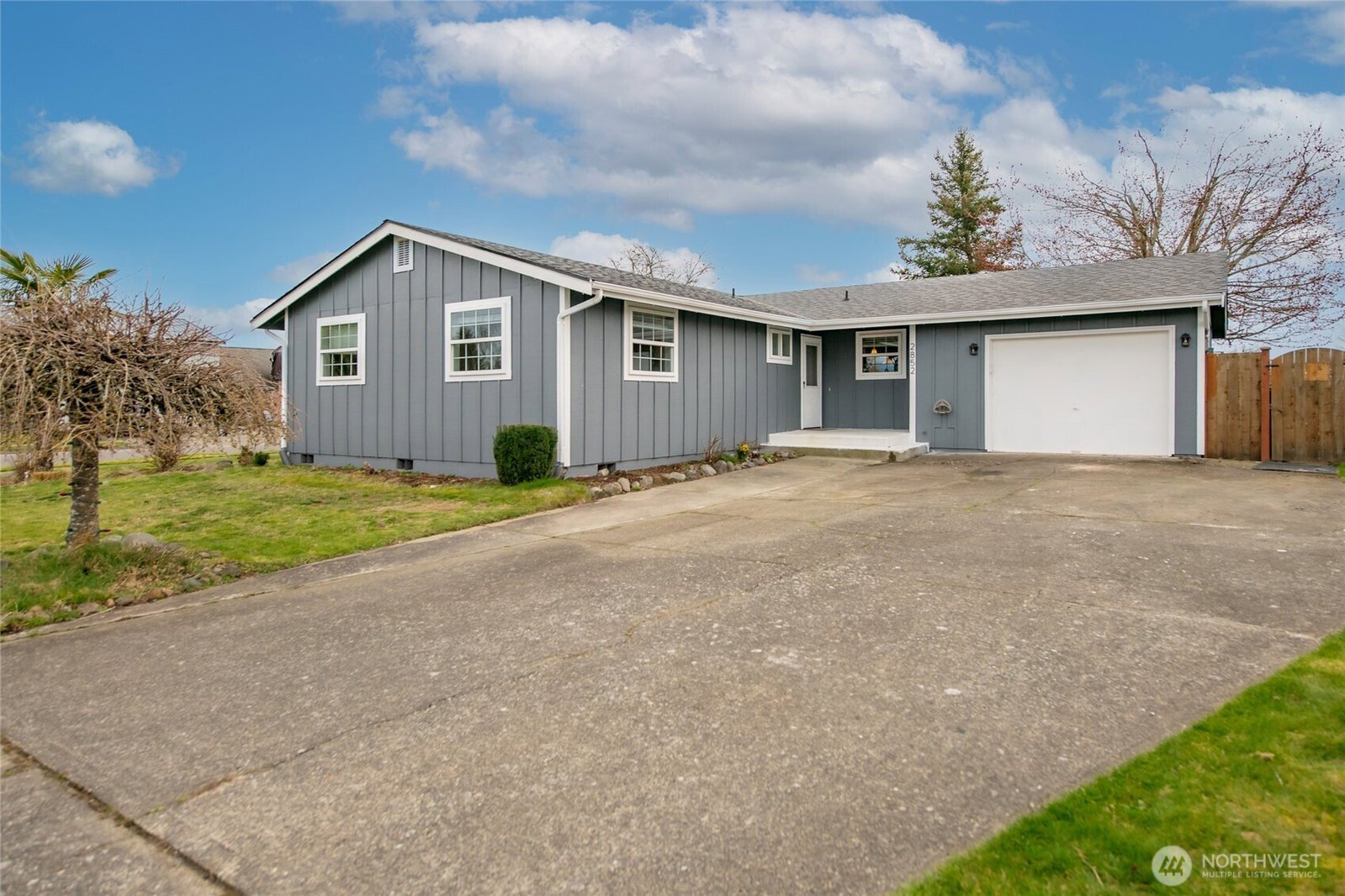 2852 Sun Mountain Drive, Enumclaw | MLS# 2345383 | Skyline Properties ...