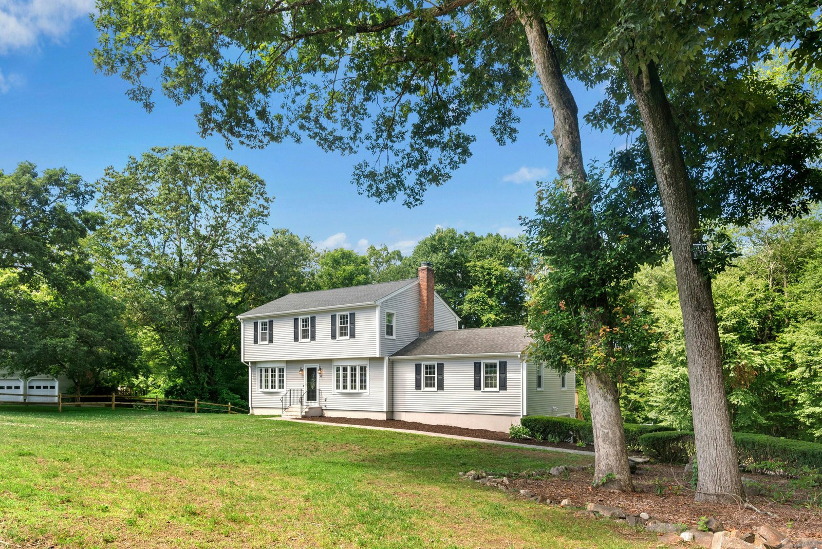 60 Oakwood Drive, Oxford, 06478