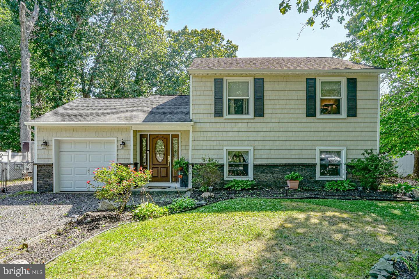 602 Autumn Crest Dr, Waterford Works, 08089
