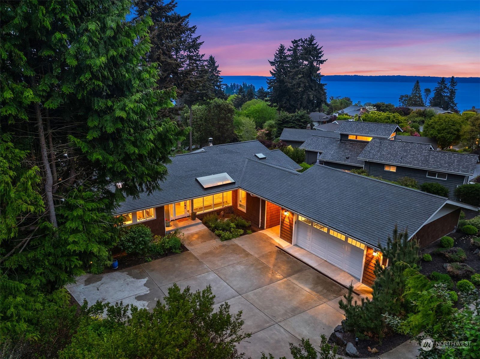 10918 NE Bill Point Court, Bainbridge Island | MLS# 2224348 | Skyline ...