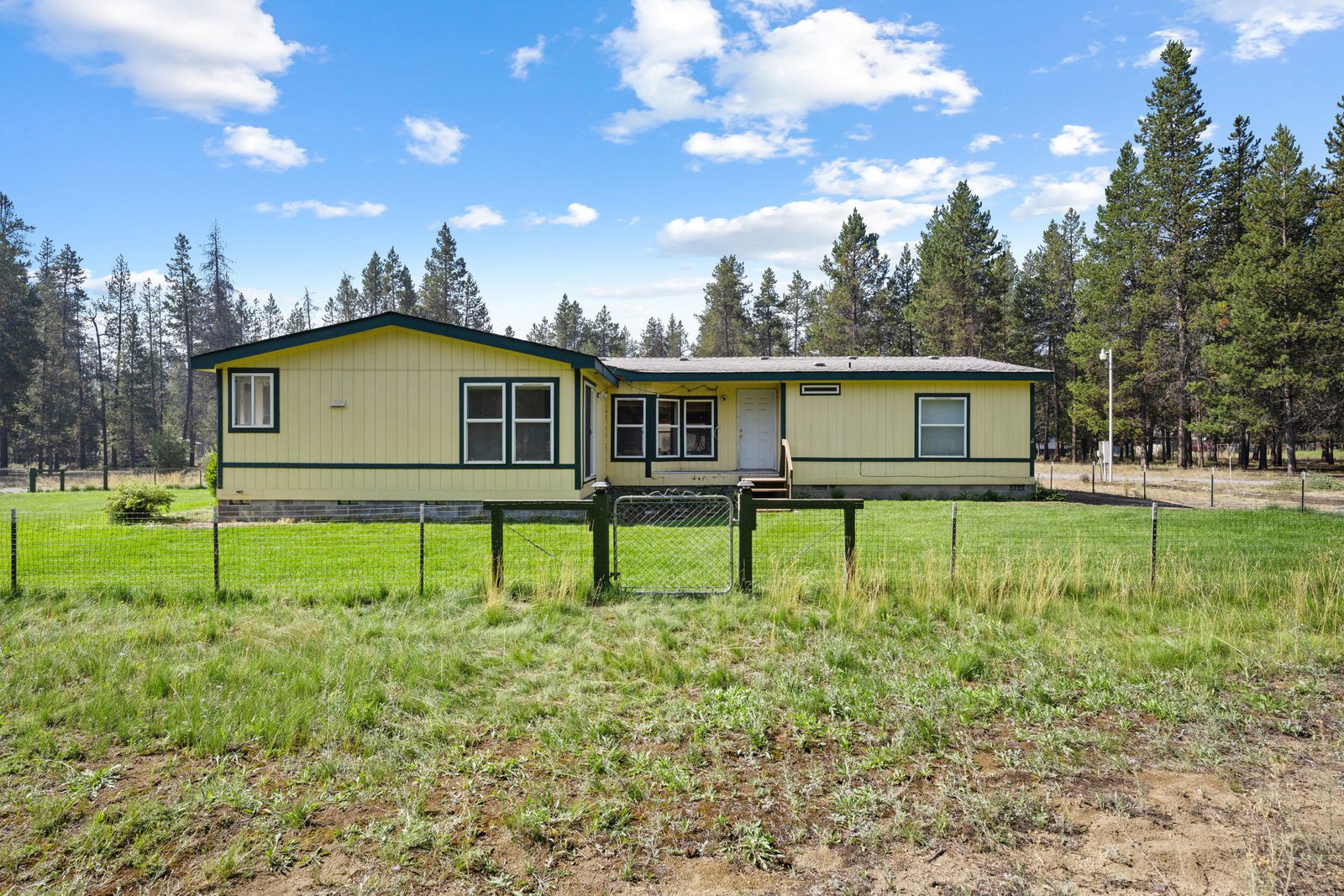 16115 Del Pino Drive, La Pine, 97739