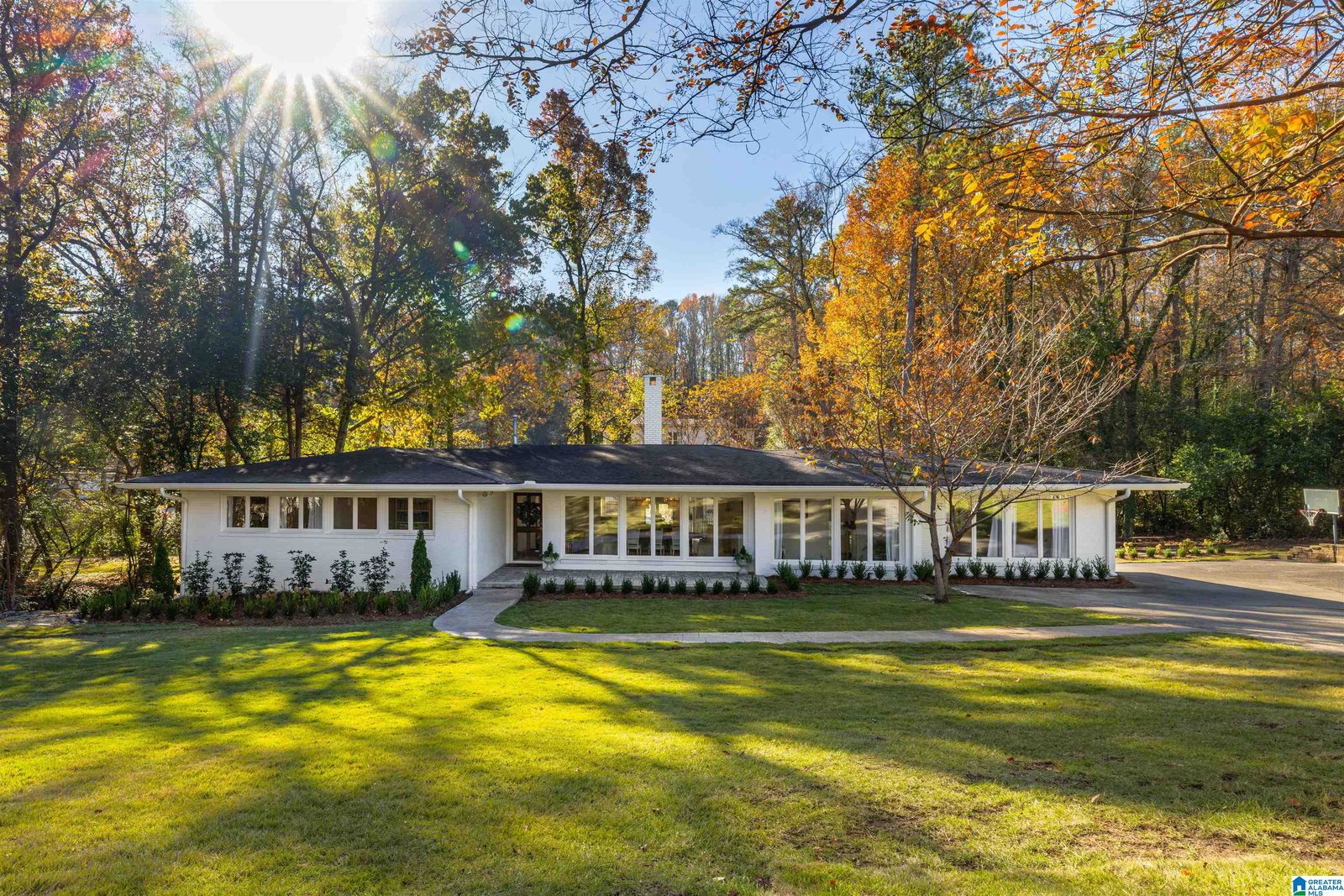 2059 Vestavia Lake Drive, Vestavia Hills, 35216