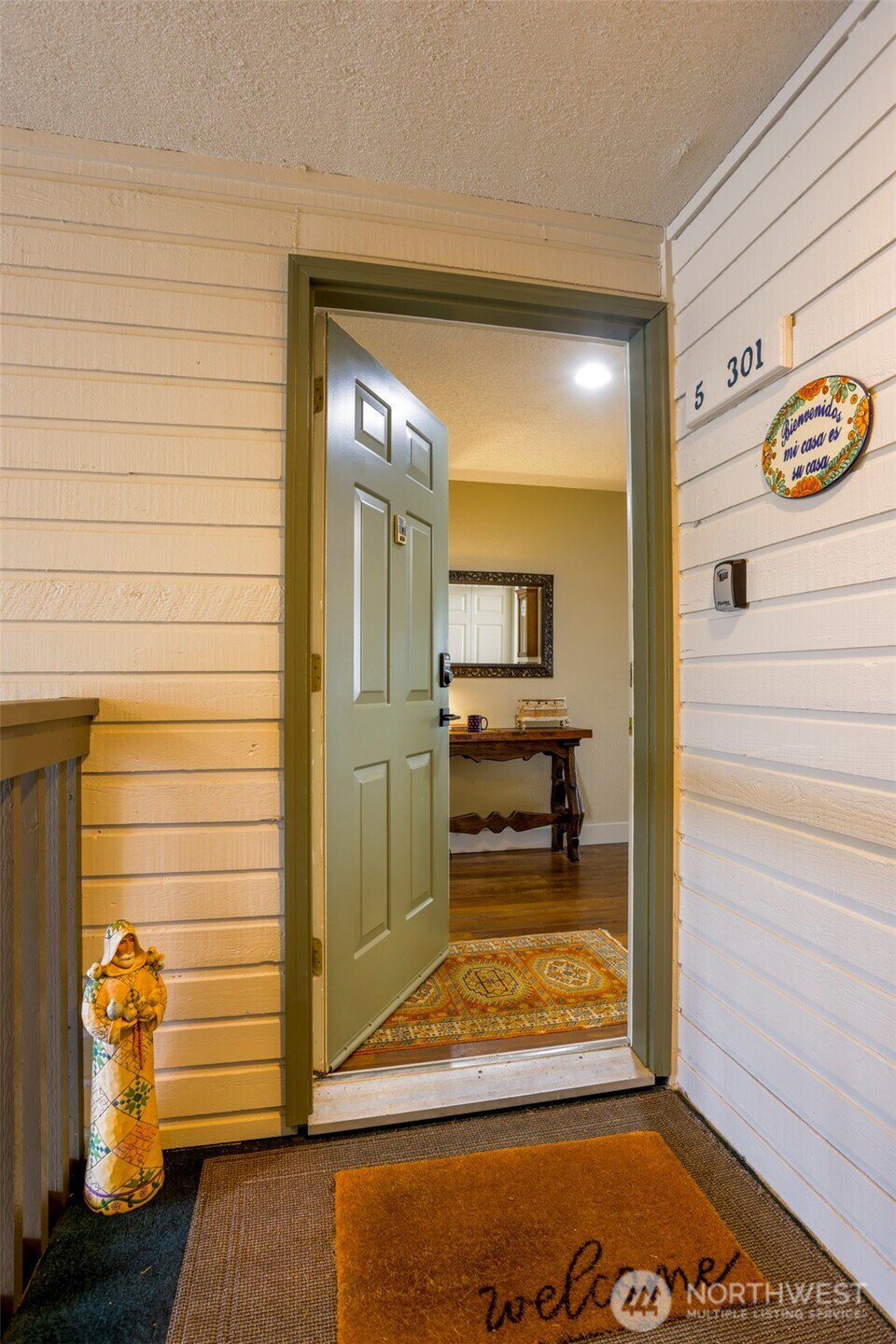 20161 Viking Crest Loop NE Unit #5-301, Poulsbo | MLS# 2467385 ...