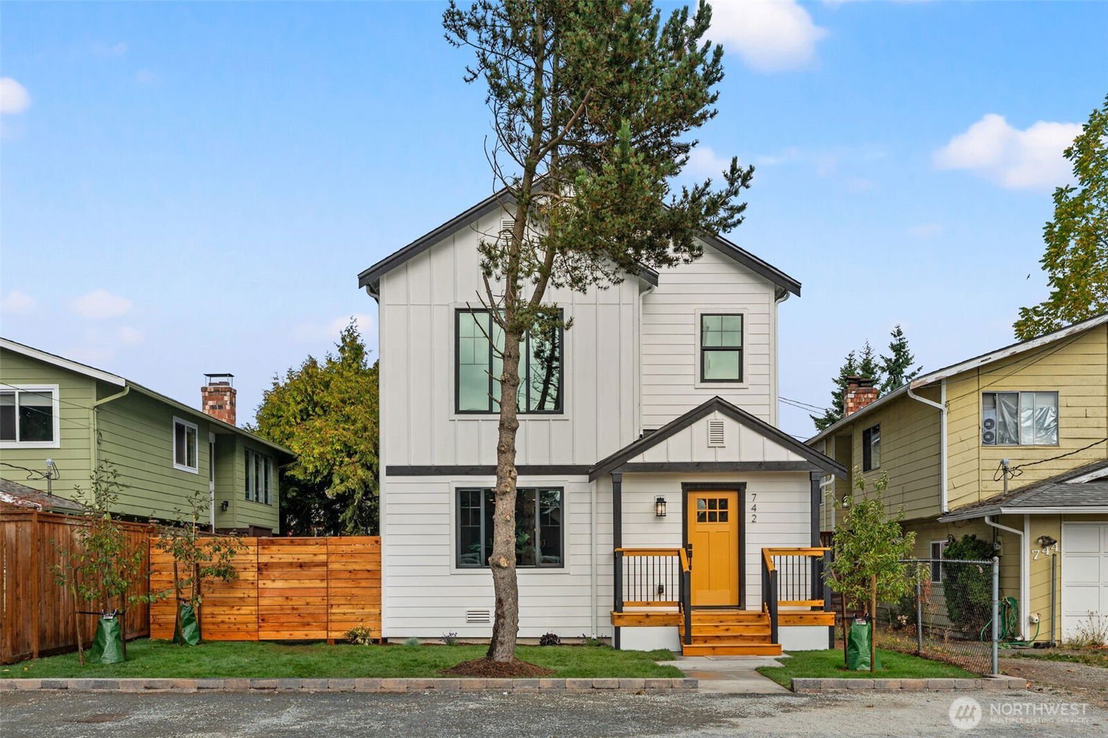 742 N 104th Street, Seattle | MLS# 2468820 | Skyline Properties, Inc ...