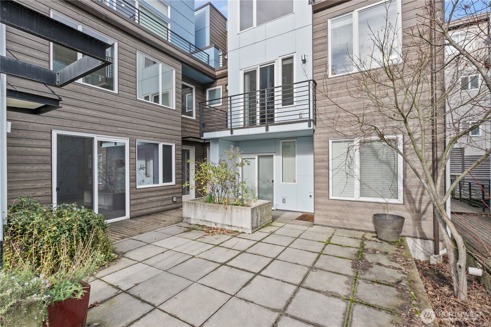 4329 Woodland Park Avenue N, Seattle | MLS# 2468075 | Skyline ...