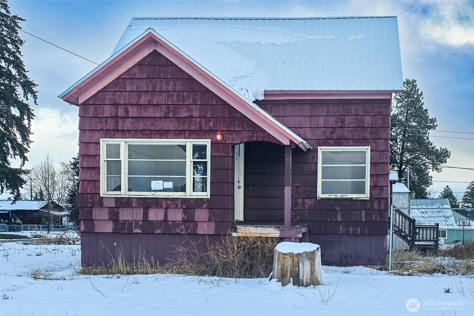 305 S Central Avenue, Waterville | MLS# 2467188 | Skyline Properties ...