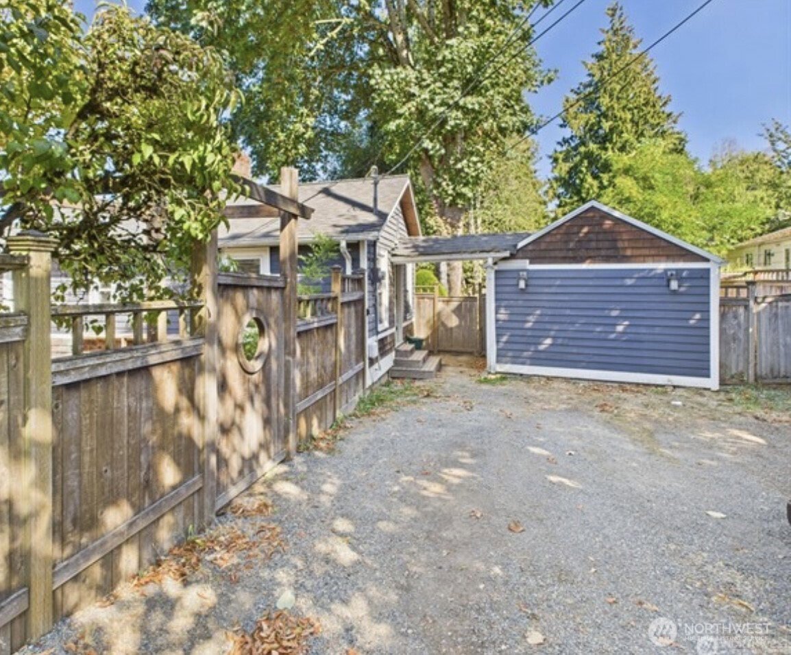 12026 Sand Point NE, Seattle | MLS# 2433571 | Skyline Properties, Inc ...