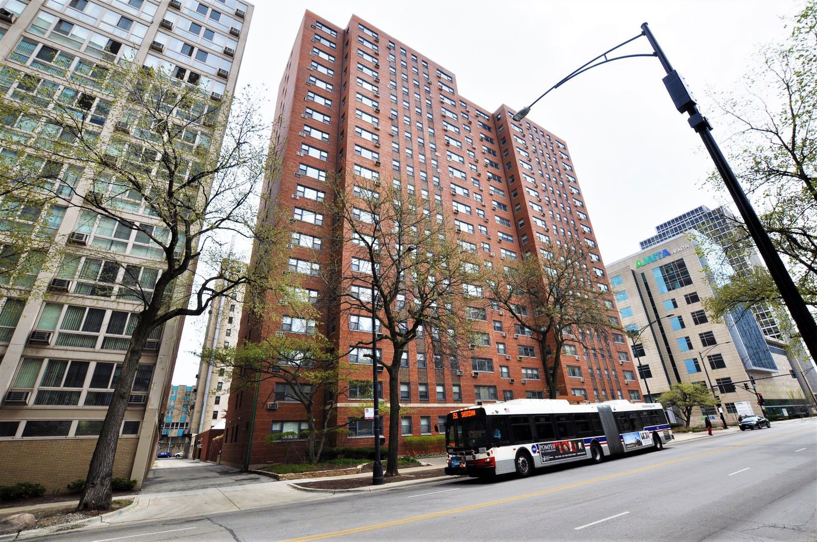 2909 N Sheridan Road Unit #707, Chicago, 60657