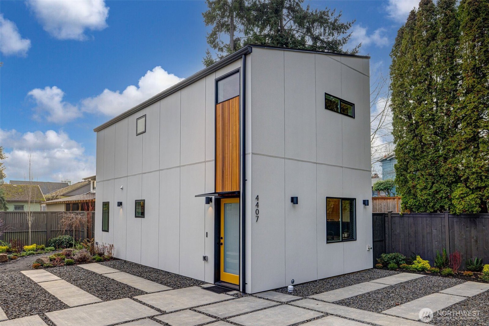4407 S Holly Street, Seattle | MLS# 2458779 | Skyline Properties, Inc ...